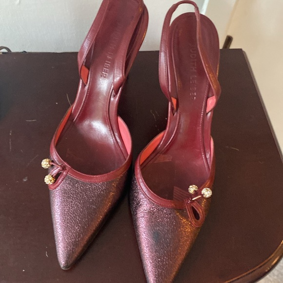 Judith Leiber | Shoes | Judith Lieber Stiletto Shoes Size 9 Burgundy ...